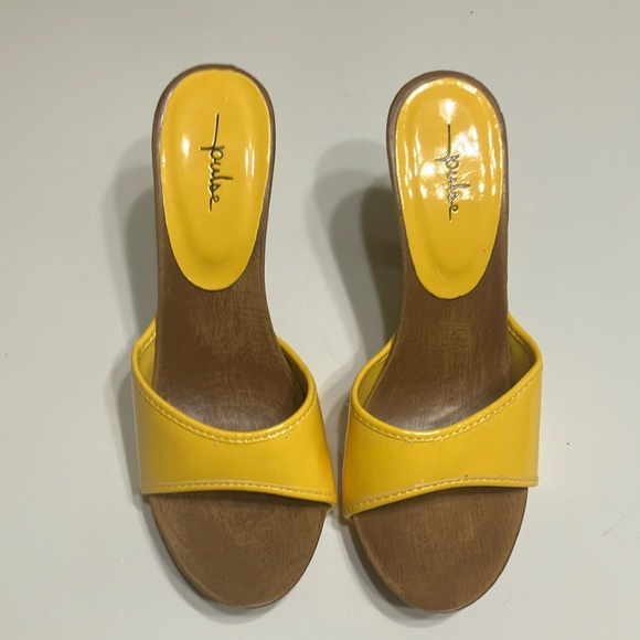 Elle | Shoes | Elle Yellow Mules With Brown Cushioned Footbed | Poshmark
